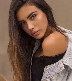 Madre Natura, Ciao Darwin 8: tutto sulla modella Michelle Sander ...