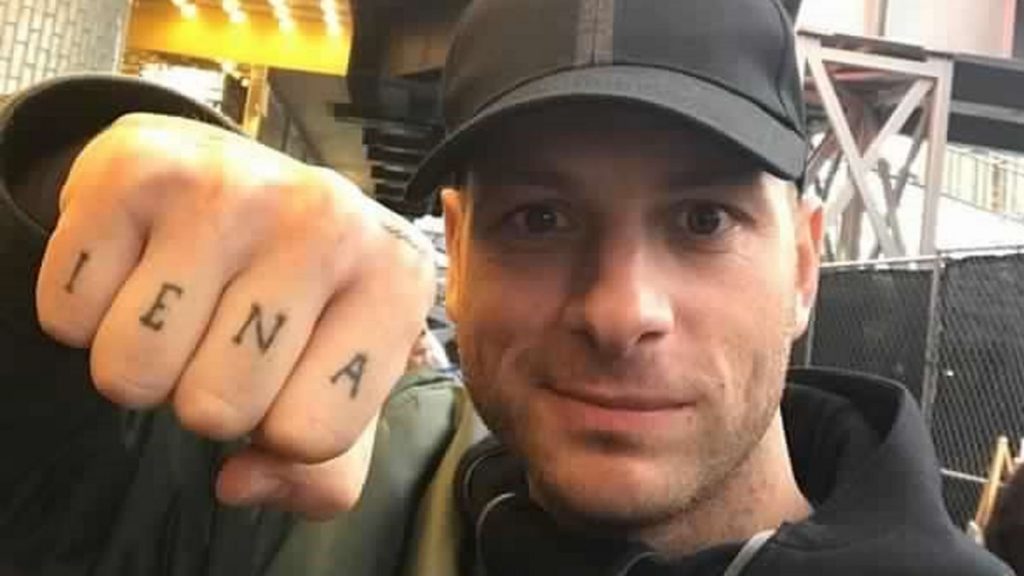 Clementino rapper, single o fidanzato? Vita privata: età, altezza ...