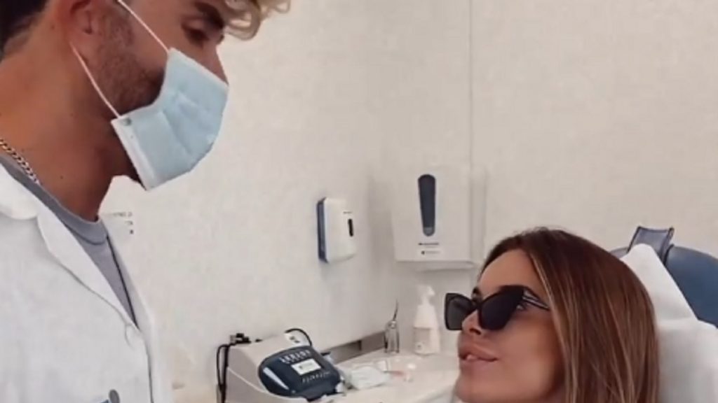 Sophie Codegoni, ritocchino da Giacomo Urtis: "Devo correggere..." - LaNostraTv