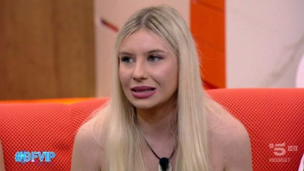 Micol Incorvaia si dichiara a Edoardo Tavassi: "Ho capito che sei ...