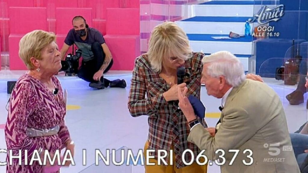 Pinuccia su tutte le furie con Alessandro Rausa: interviene Maria De ...