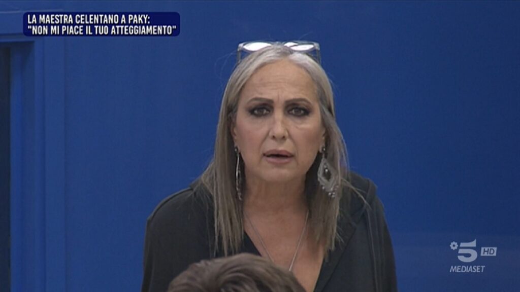 Alessandra Celentano è una furia contro Paky ad Amici: "Stai calmino ...