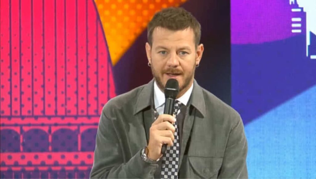 Alessandro Cattelan fa un’amara confessione sul suo show: “Tutto fermo ...