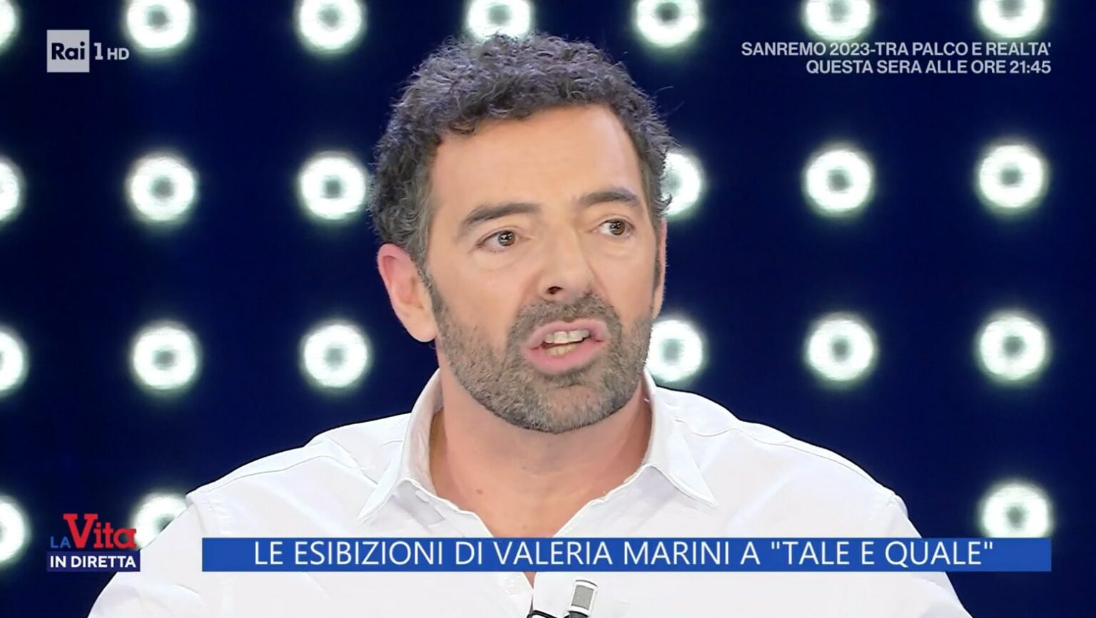 Alberto Matano, gaffe a La vita in diretta: "Comincio a dare i numeri ...