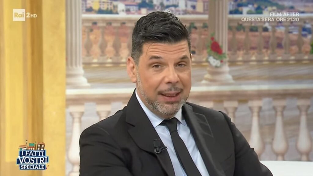 Salvo Sottile commosso a I Fatti Vostri: "E' stato un grande", gelo in ...