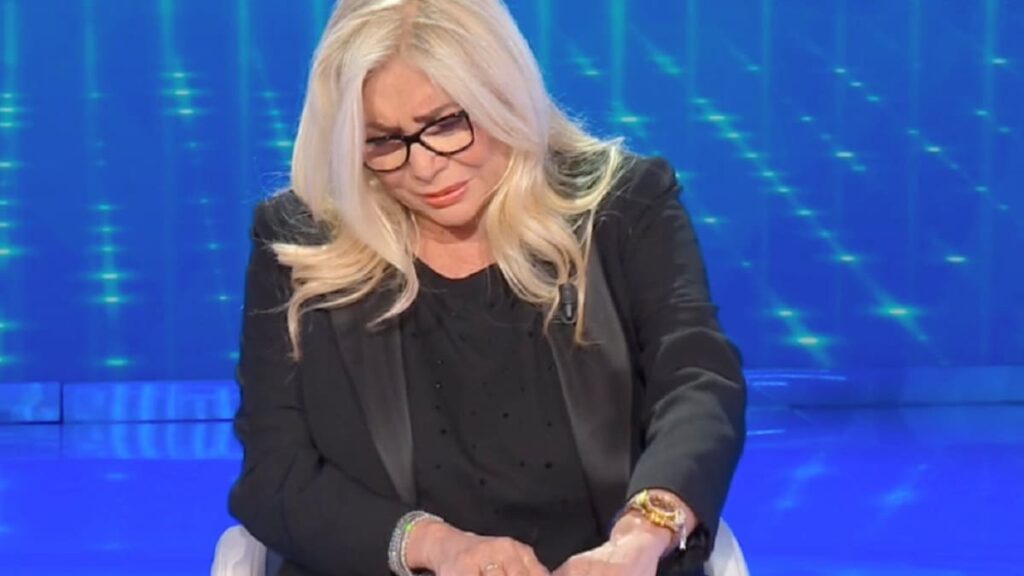 Mara Venier, vacanze interrotte e ritorno a Roma: cosa è successo ...