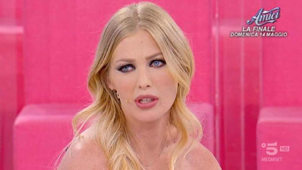 Nicole Santinelli gelata da Andrea Foriglio: "Non sono la seconda ...