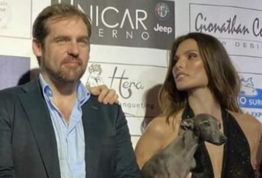 Michelle Hunziker, ex marito Tomaso Trussardi insieme ad un'ex gieffina ...