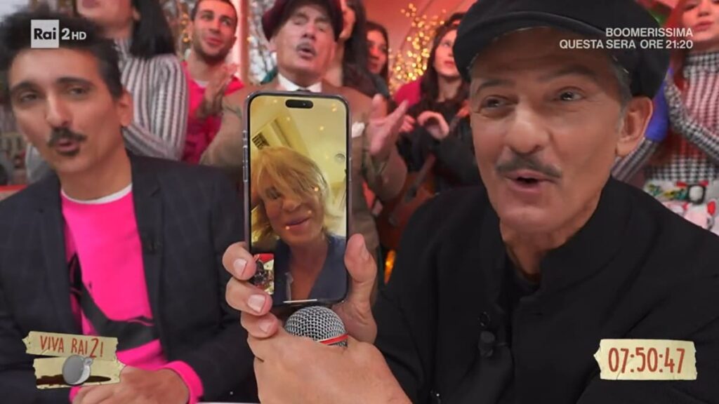 Viva Rai2, Maria De Filippi convince Fiorello in diretta: "Passo a ...