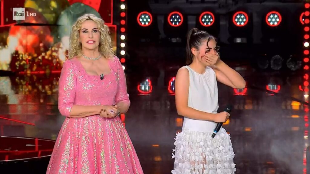 Finale The Voice Kids: Angelica del team di Gigi D’Alessio è stata male ...